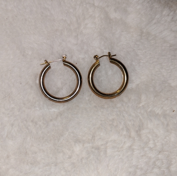 Jewelry | 31 Simple Gold Hoops | Poshmark